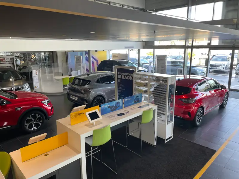 Garage Renault : Cannes - Retail Renault Group
